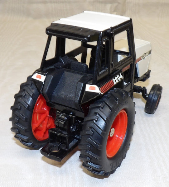 #261EO 1/32 Case 2294 Tractor - Missing Muffler, No Box, AS IS | Action ...